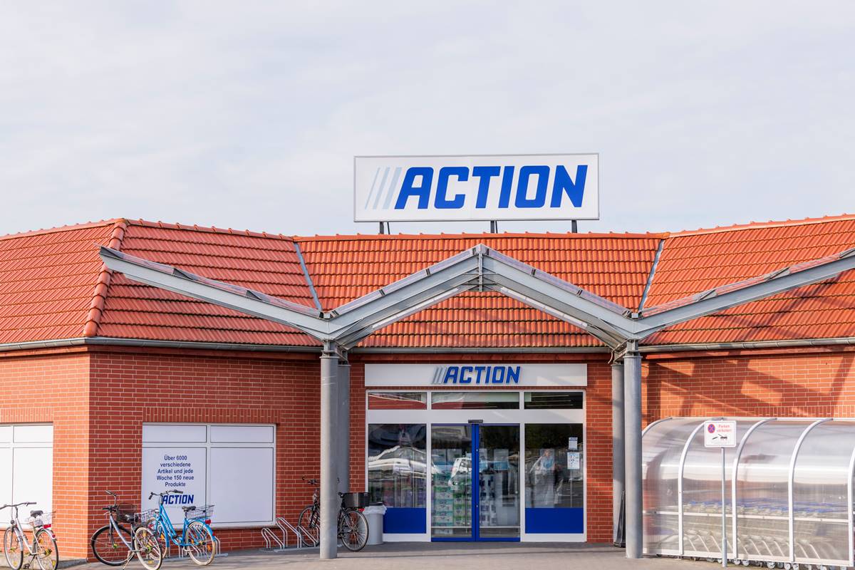 Češi berou útokem nový obchod. Většinu zboží má do 50 korun. Jídlo i ...